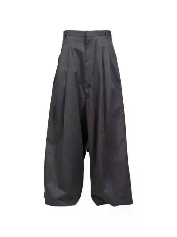LỰU ĐẠN Lowline Pleated Trousers