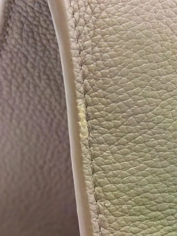 Celine Grainy Calfskin Cabas 16 Tote Bag - Neutrals