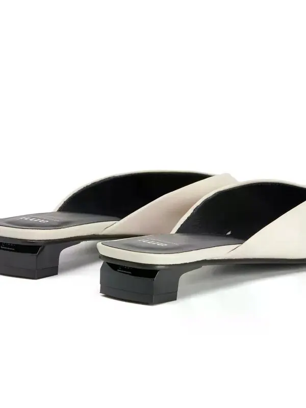AMI Paris Point-toe Leather Mules