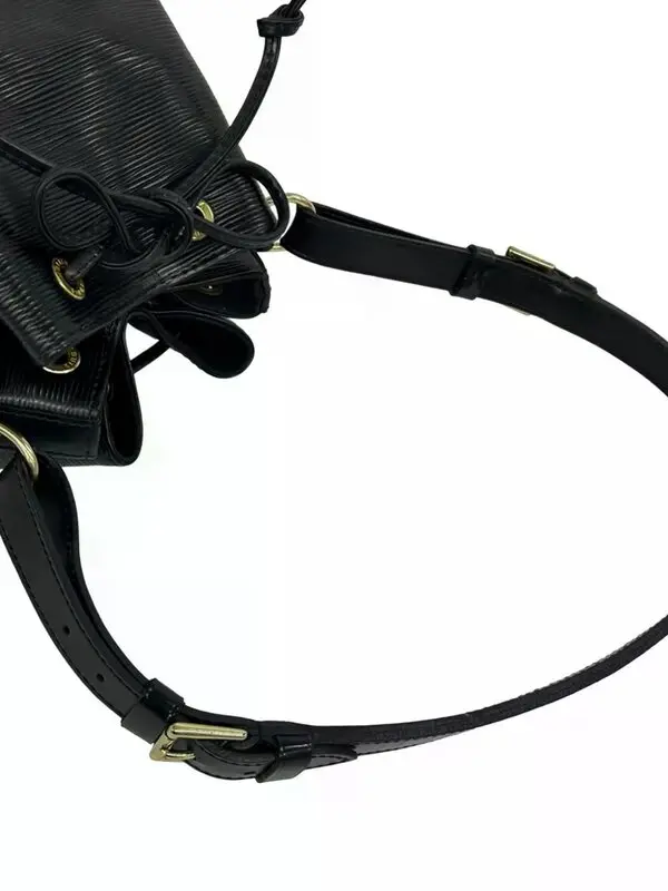 LOUIS VUITTON 1994 Epi Noe Gm Bucket Bag