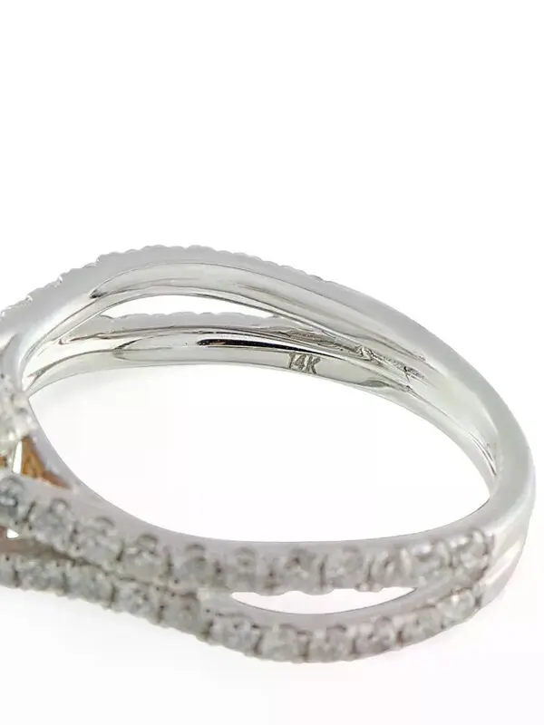LB EXCLUSIVE Diamond Halo Ring