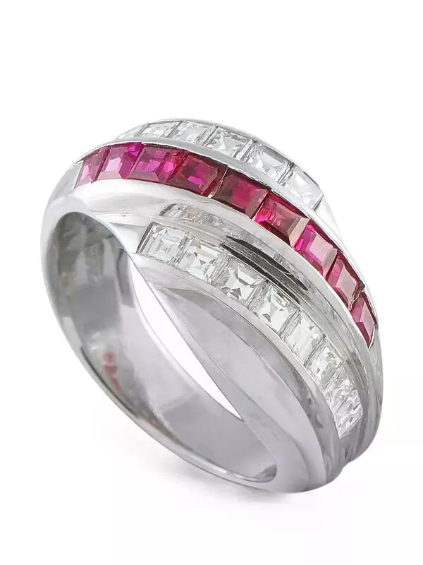 LB EXCLUSIVE Ruby And Diamond Crossover Ring