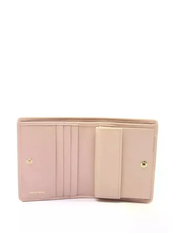 Miu Miu 2020s Matelassé Bi-fold Wallet - Neutrals