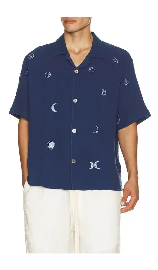 TRIBE AND TRUE Pablo Shirt In . Also - Blue