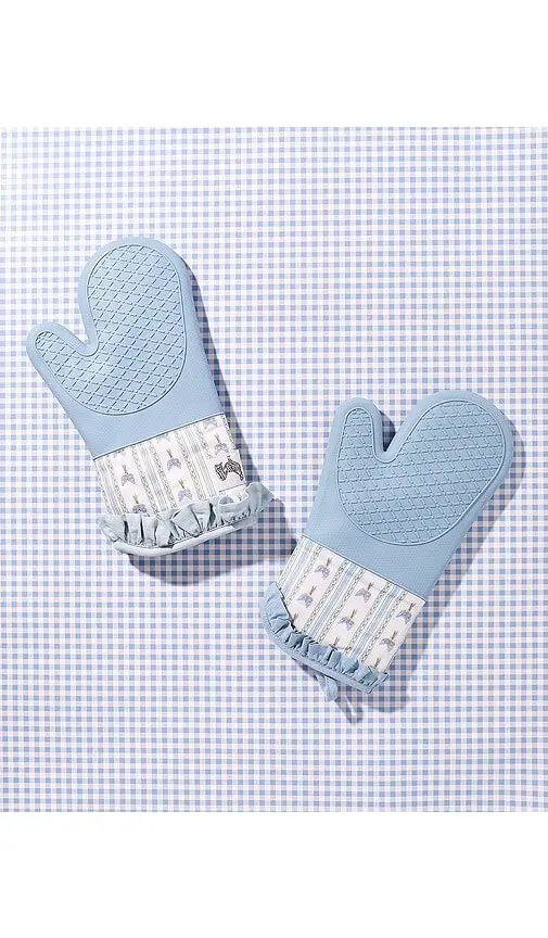 FRIEND OF MINE Oven Mitts