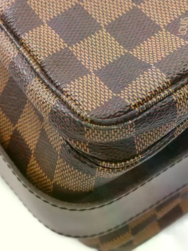 LOUIS VUITTON 2004 Damier Ebene Naviglio Messenger Bag