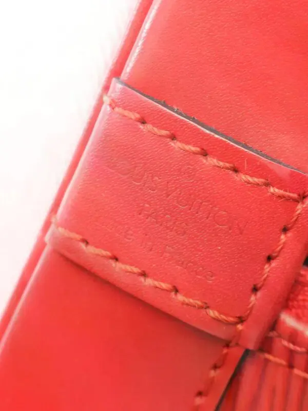 LOUIS VUITTON 1997 Alma Epi Tote Bag - Red