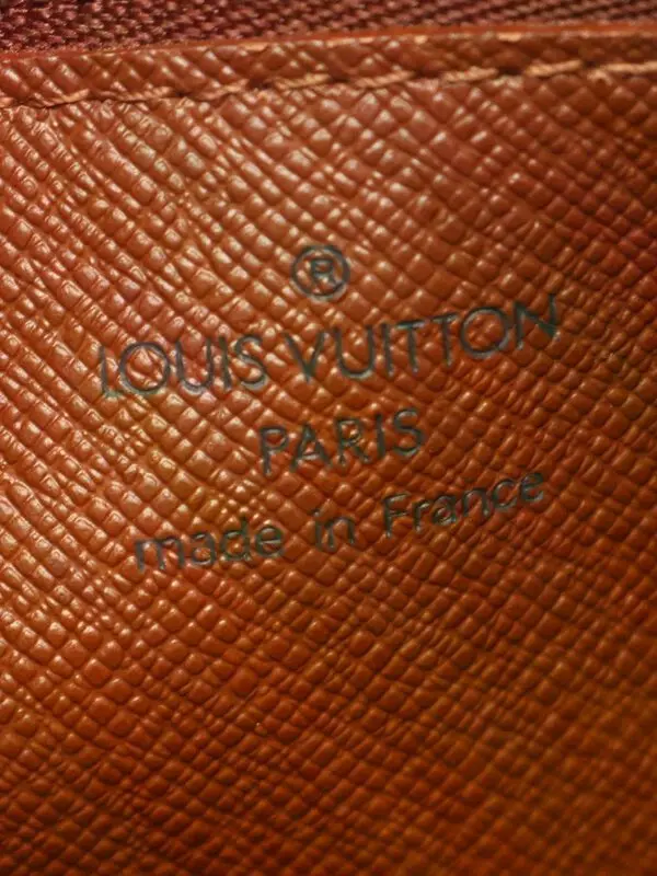 LOUIS VUITTON 2005 Monogram Trocadero 27 Crossbody Bag