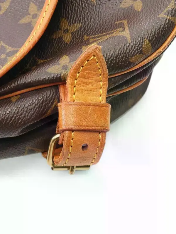 LOUIS VUITTON 1992 30 Monogram Saumur Shoulder Bag