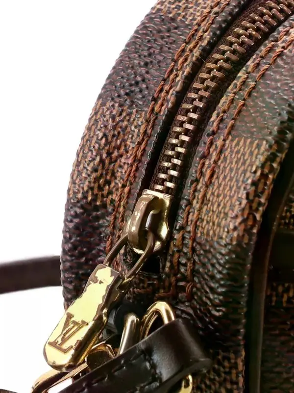 LOUIS VUITTON Ipanema Pochette Damier Cross Body Bag