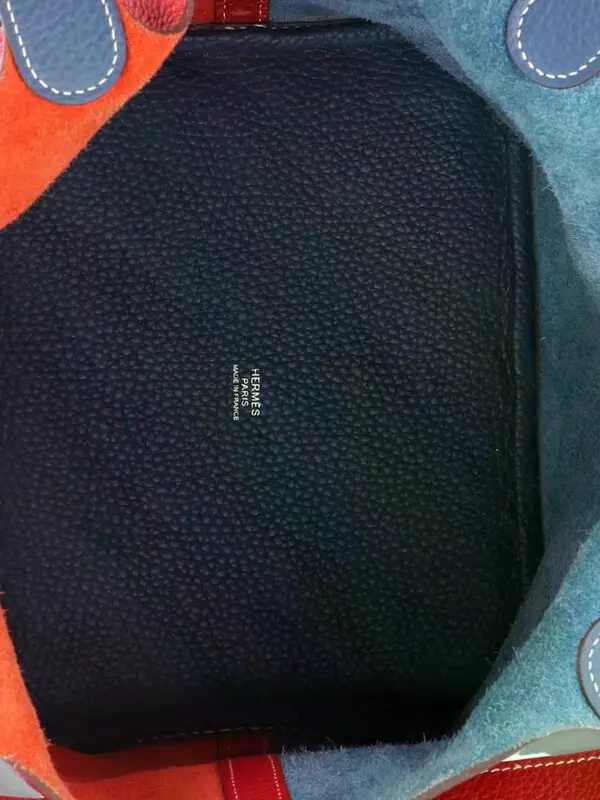 Hermès Casaque Picotin Lock Bag Clemence Mm Tote - Blue