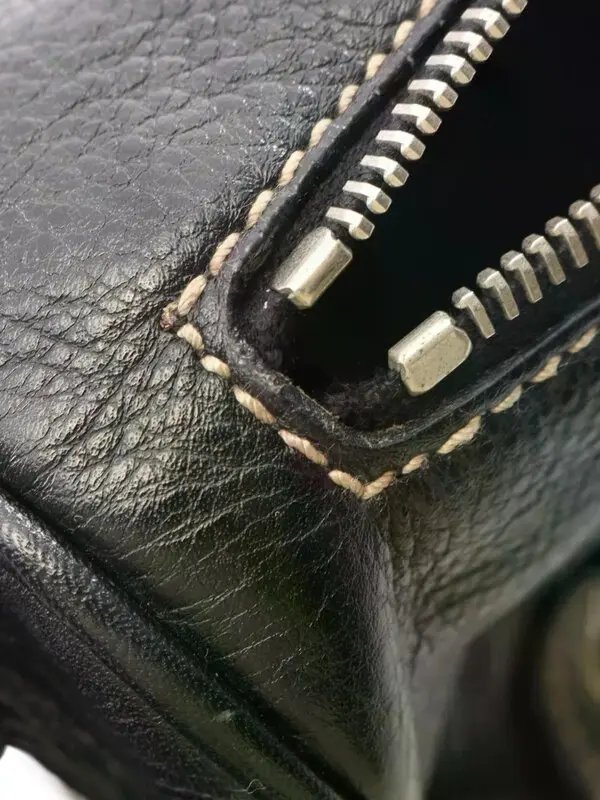 Gucci Crest Shoulder Bag