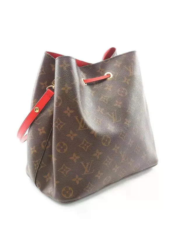 LOUIS VUITTON Monogram Neo Noé Shoulder Bag