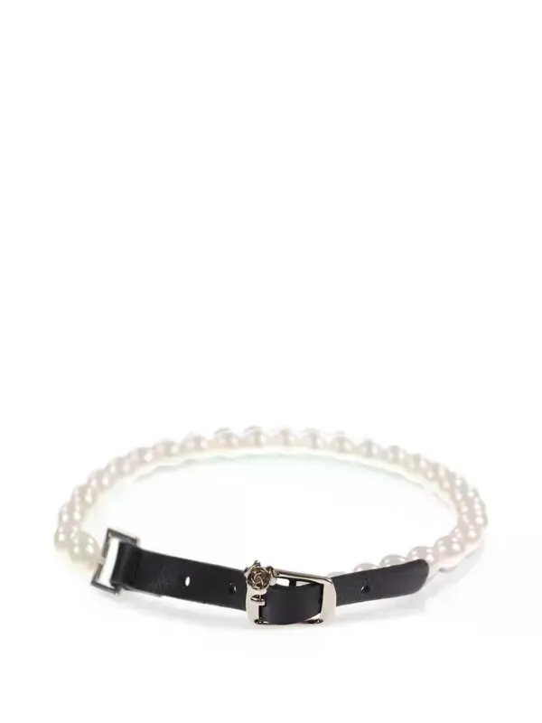 YELLOWSWALLOW Pearl-embellished Buckle-fastening Necklace - White