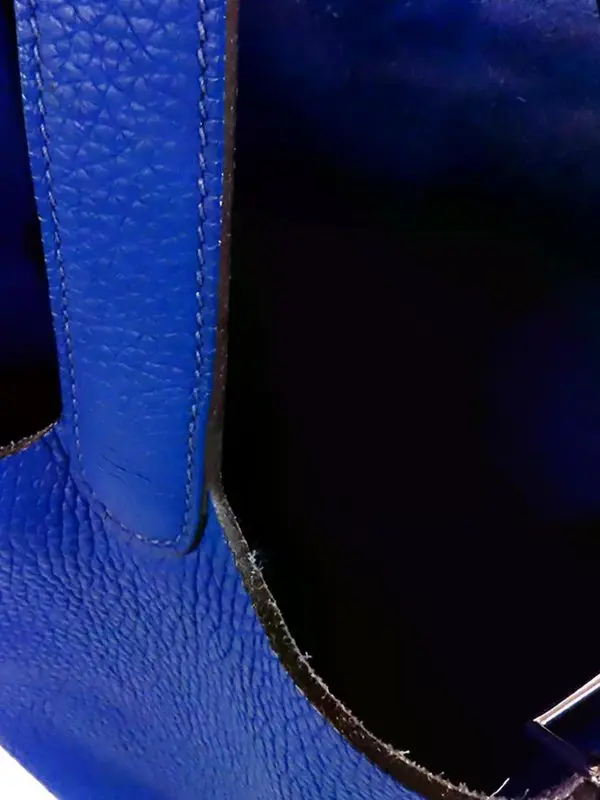 Hermès 2011 Clemence Picotin Lock 22 Handbag