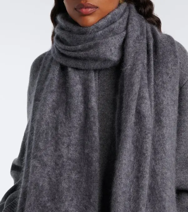 LISA YANG Brushed Cashmere Scarf