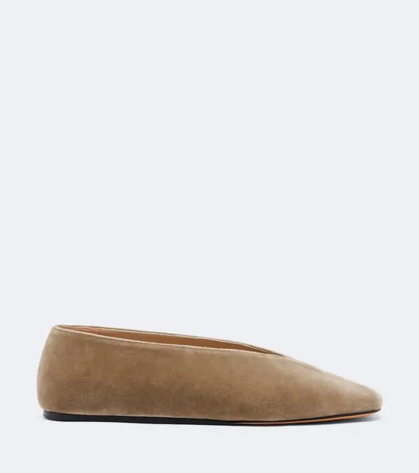 Le Monde Beryl Olympia Velvet Ballet Flats
