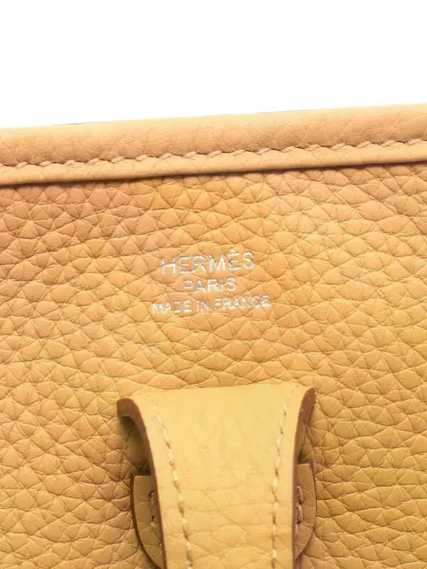 Hermès Evelyne 23 Clemence Shoulder Bag
