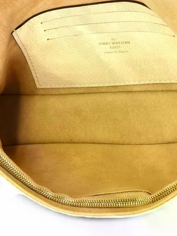 LOUIS VUITTON Ivy Wallet On Chain Monogram Empreinte Giant Shoulder Bag