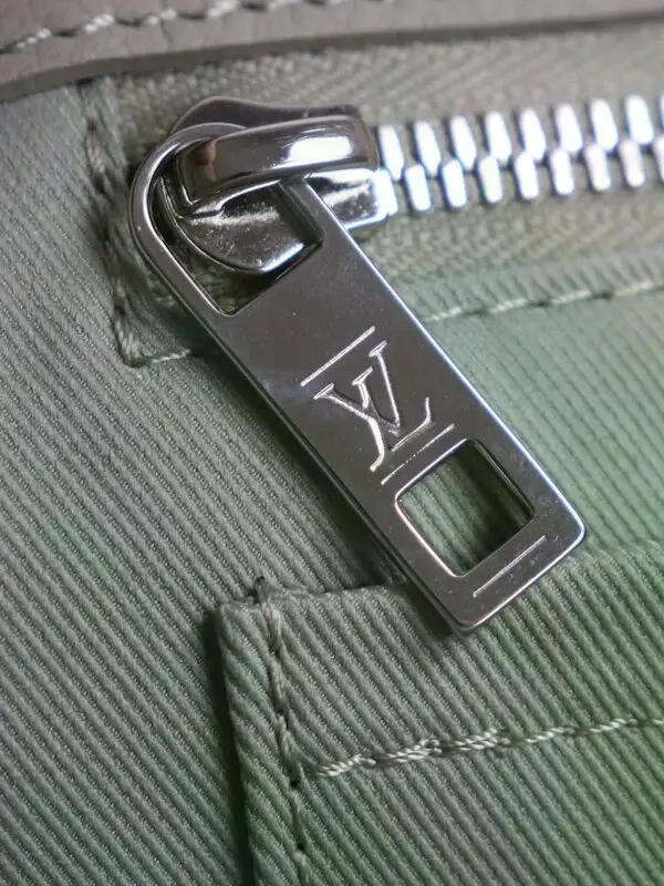 LOUIS VUITTON Aerogram Fastline Tote Bag - Grey
