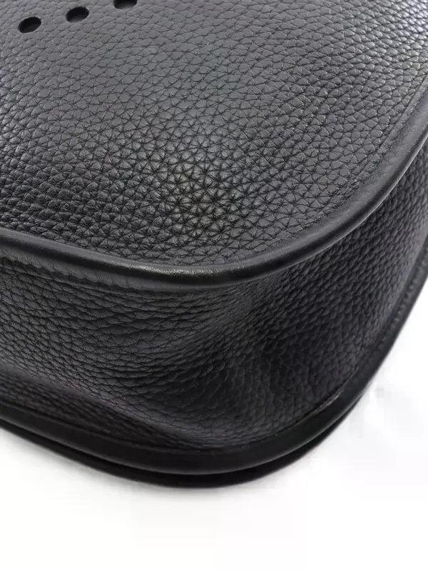 Hermès Taurillon Clemence Evelyne Gm Ii Shoulder Bag - Black