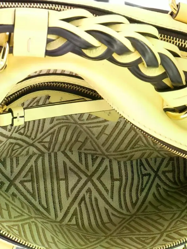 Chloé Daria Small Leather Shoulder Bag