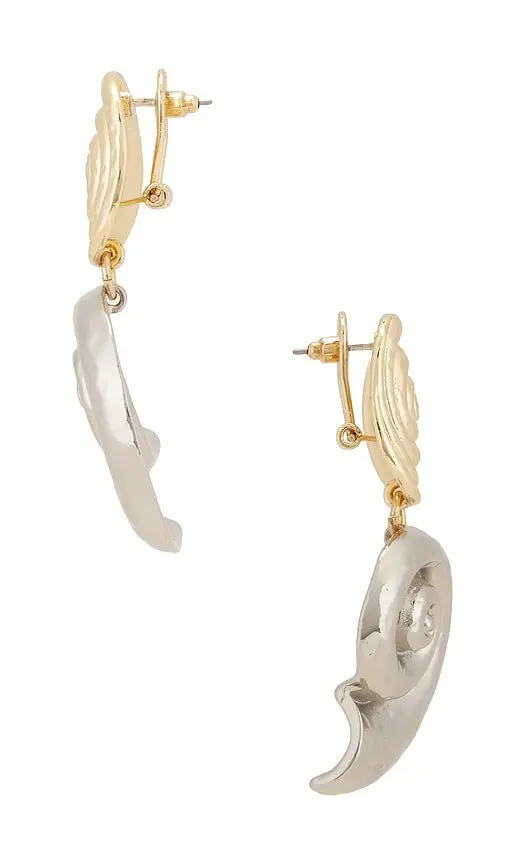 LOVERS AND FRIENDS Linoe Earrings