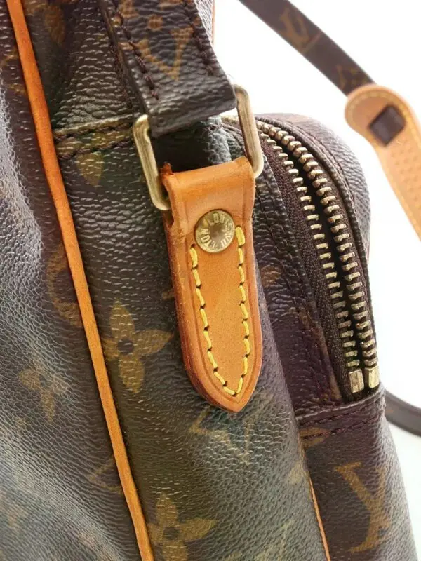 LOUIS VUITTON Monogram Canvas Shoulder Bag - Brown