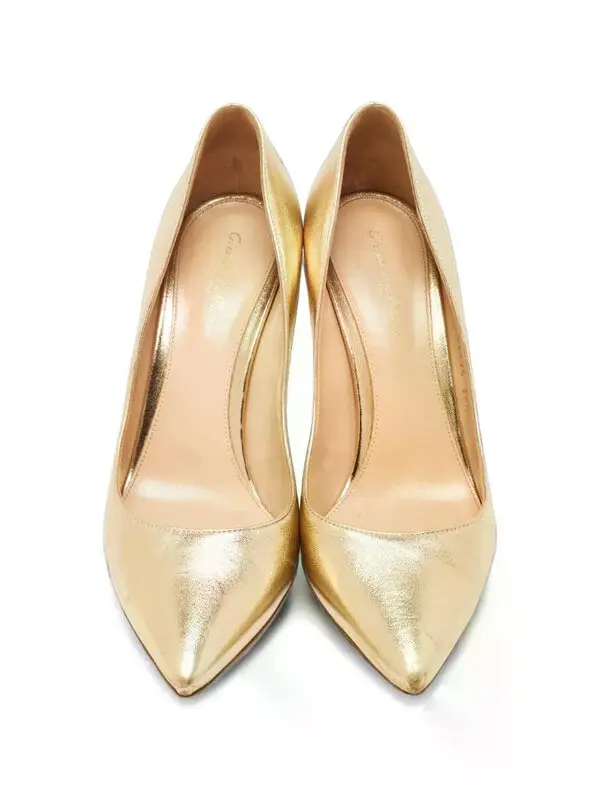 GIANVITO ROSSI Pointed-toe Pumps