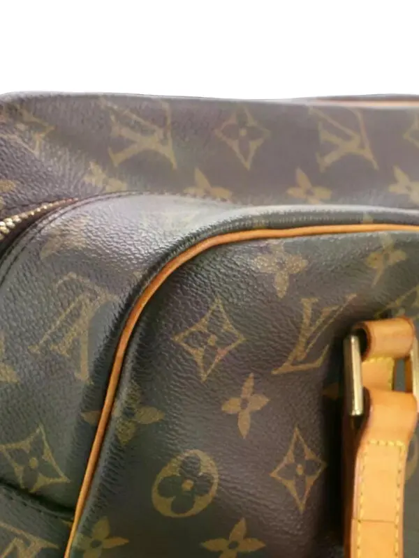 LOUIS VUITTON Monogram Canvas Gm Shoulder Bag