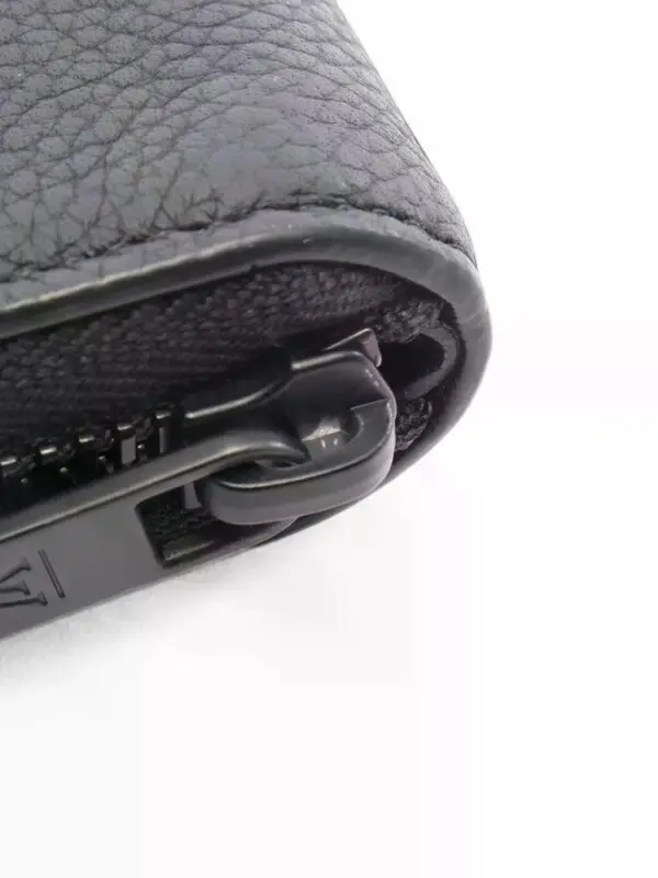 LOUIS VUITTON 2010s Aerogram Zippy Wallet