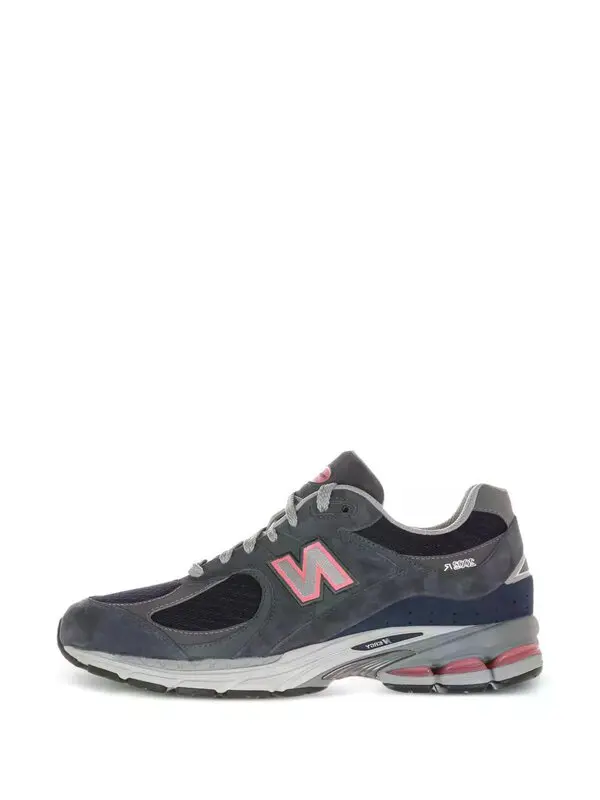 NEW BALANCE 2002r Panelled Sneakers