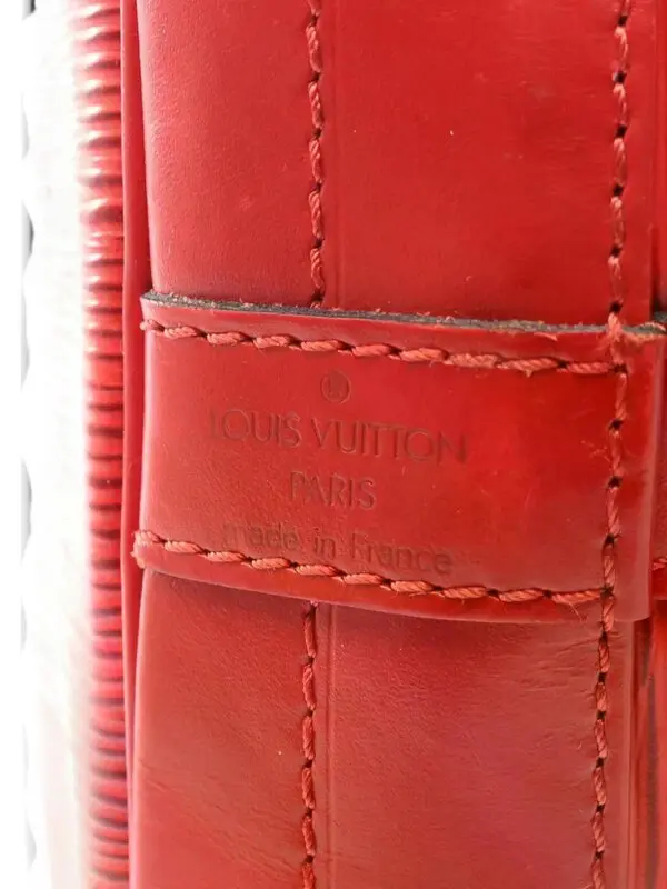 LOUIS VUITTON 1994 Noe Epi Bucket Bag