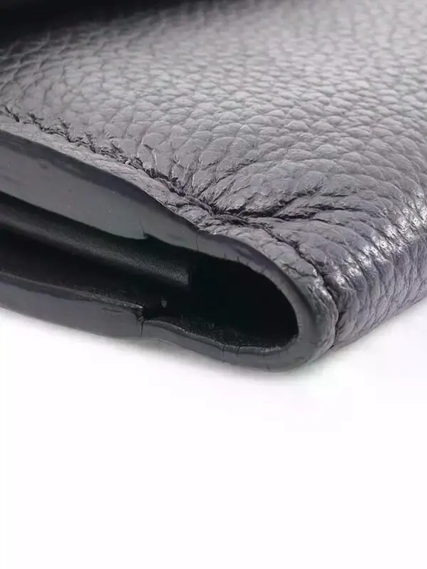 LOUIS VUITTON Zippy Aerogram Wallet