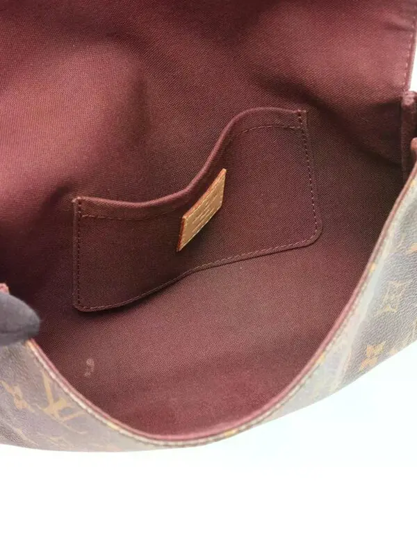 LOUIS VUITTON Monogram Favorite Mm Satchel