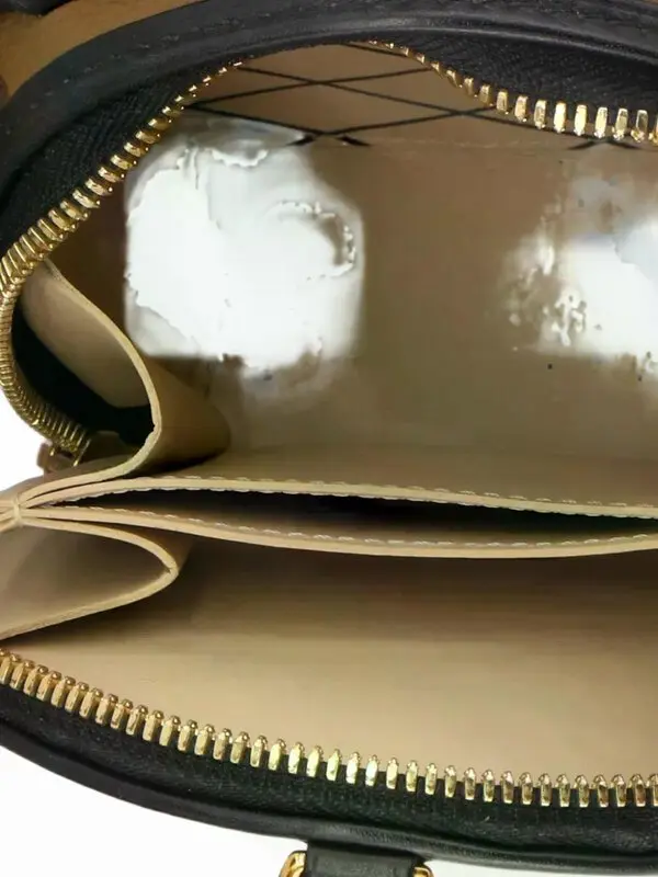 LOUIS VUITTON Reverse Monogram Canvas Mini Boite Chapeau Crossbody Bag