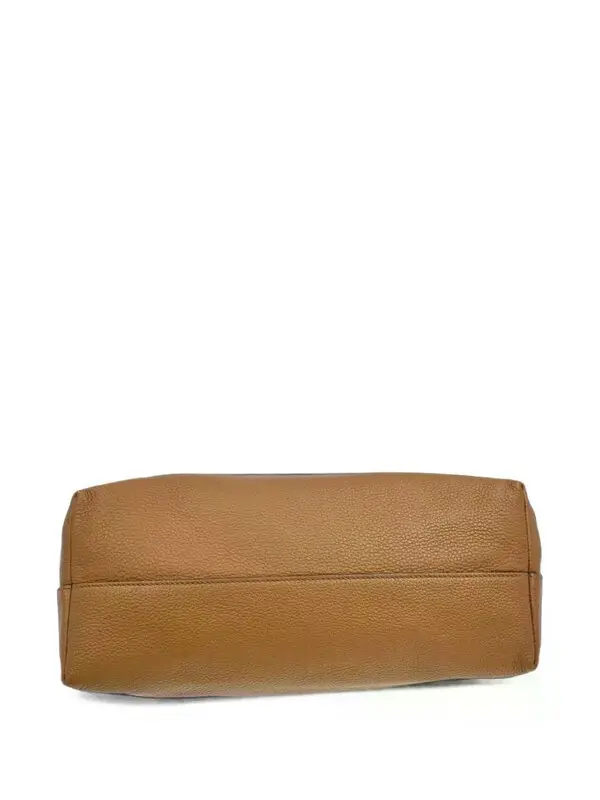 Miu Miu 2010-2020s Grained Leather Shopper Tote Bag