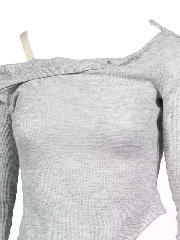 GLOWNY Demi Soft Breeze Asymmetric Off-shoulder Top