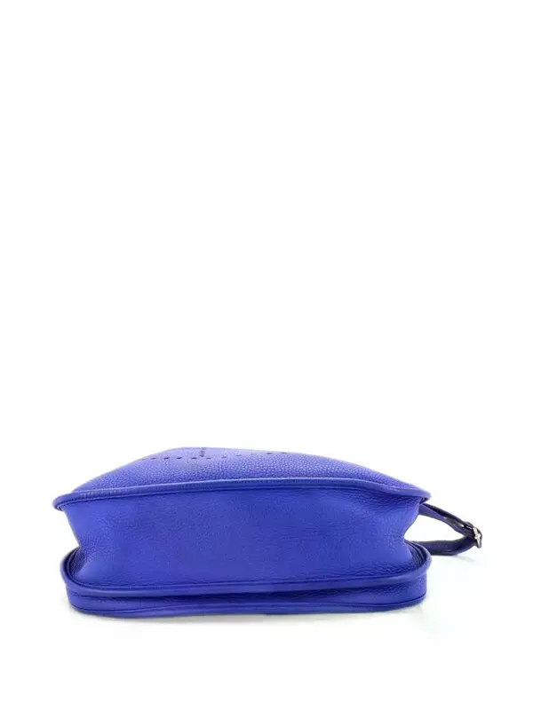 Hermès Evelyne Bag Gen Iii Clemence Gm Cross Body Bag - Blue
