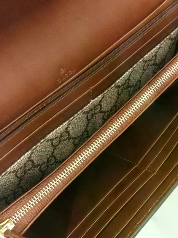 Gucci 2000-2015 Gg Supreme Wallet Long Wallets