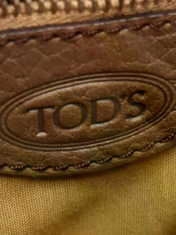 TOD'S 2000s Leather Tote Bag