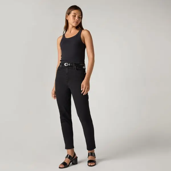 LEVI'S High Waisted Mom Jeans