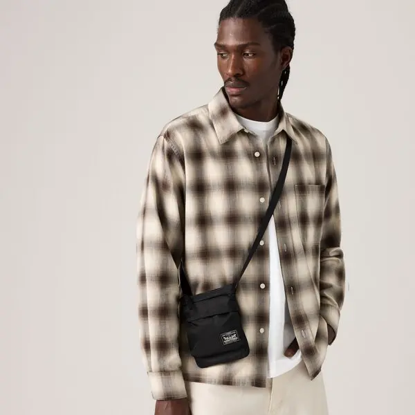 LEVI'S Mission Bay Crossbody Pouch - Black