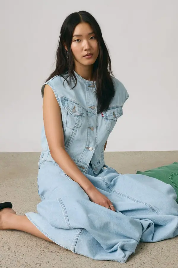 LEVI'S Collarless Shrunken '90s Lightweight Trucker Vest