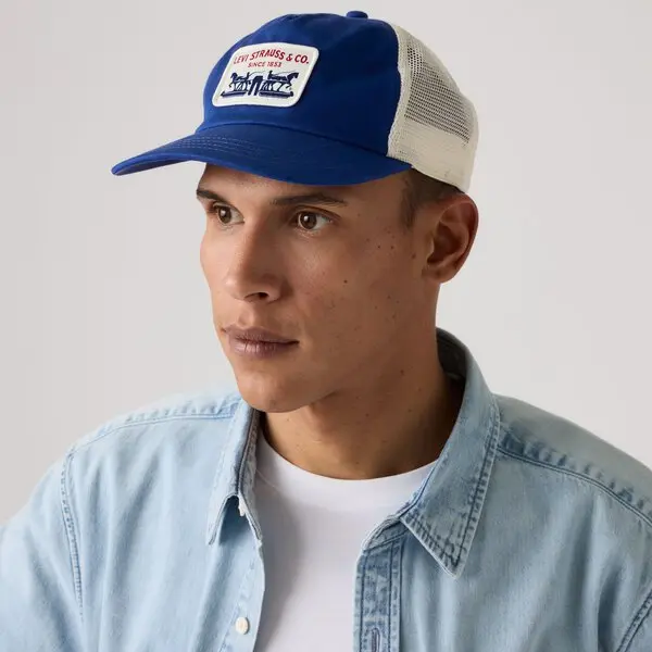 LEVI'S Presidio Trucker Cap