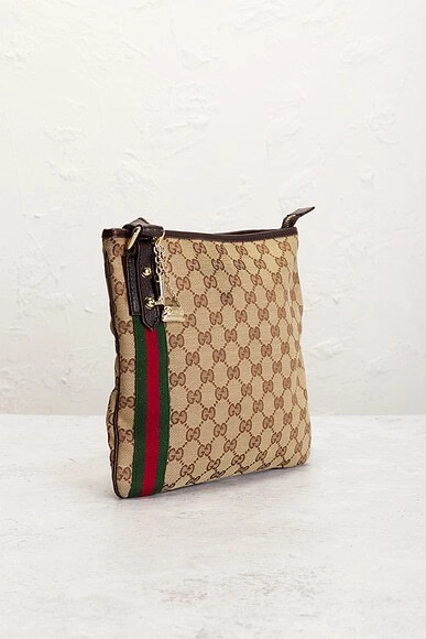 Gucci Jolicoeur Flat Messenger Bag