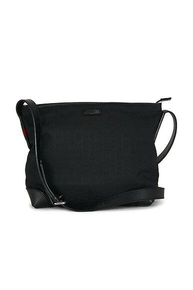 Gucci Gg Canvas Shoulder Bag