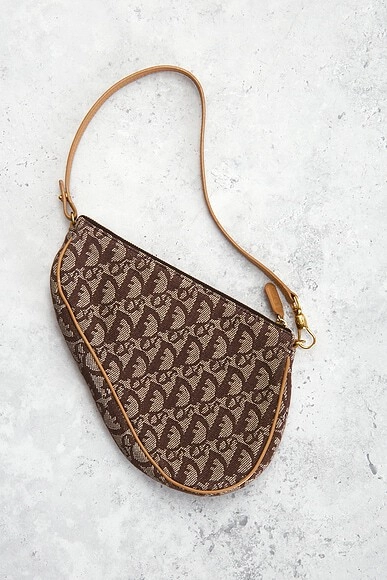 Dior Issimo Pochette Saddle Bag