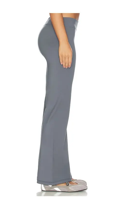 WELLBEING + BEINGWELL Flowwell Niko Pant In . Also
