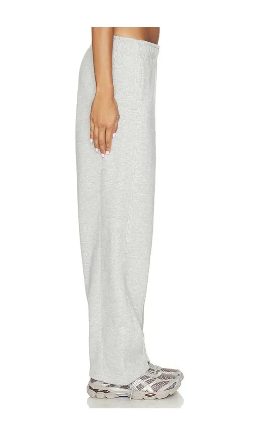 WELLBEING + BEINGWELL Robin Barrel Sweatpant In . Also